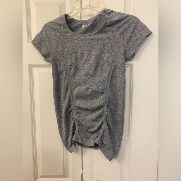 Athleta | Tops | Athleta Gray Ruched Athletic Stretch Fitted Tshirt ...